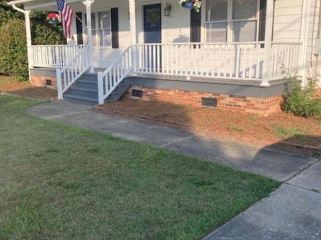 3 Br, 2 bath, Single Family 698 Florida Dr