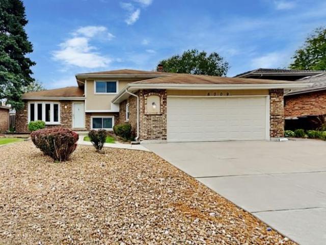 3 Br, 2 bath, Single Family 6009 157th St