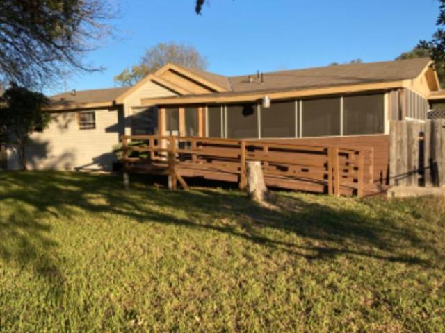 3 Br, 2 bath, Single Family 600 Riverside Drive