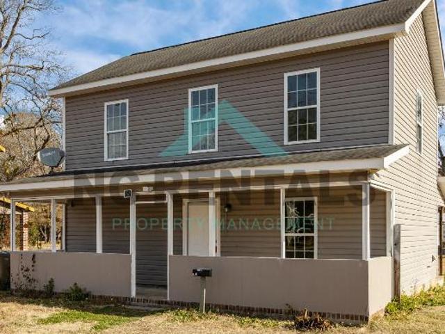 3 Br, 2 bath, Single Family 607 Roosevelt Ave