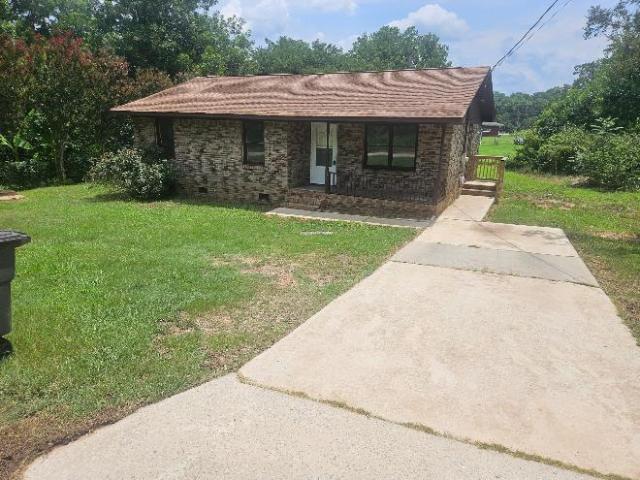 3 Br, 2 bath, Single Family 604 Floyd St