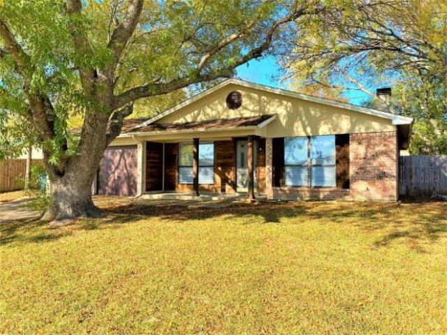 3 Br, 2 bath, Single Family 6059 Shadydale Ct