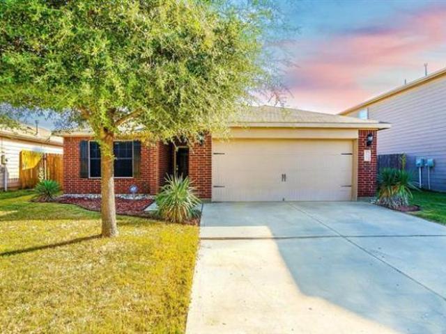 3 Br, 2 bath, Single Family 605 Hidden Dale