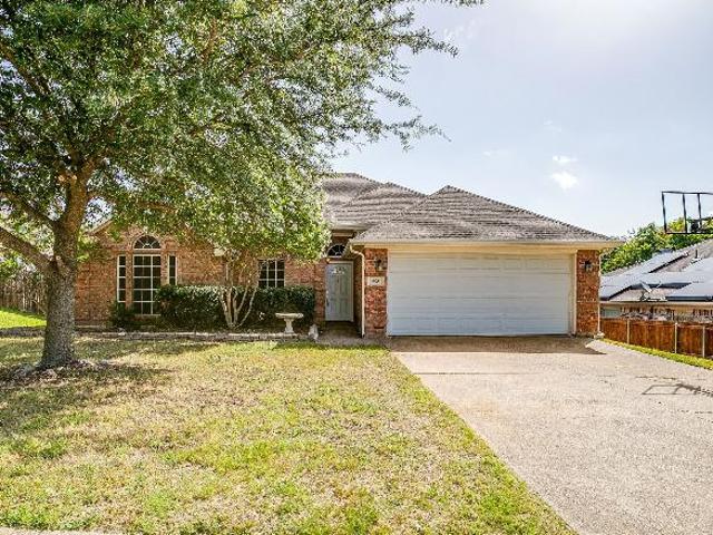 3 Br, 2 bath, Single Family 608 Gracie Lane