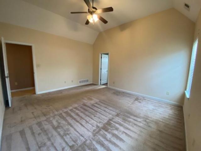 3 Br, 2 bath, Single Family 6098 Ravenwood Lake Drive East