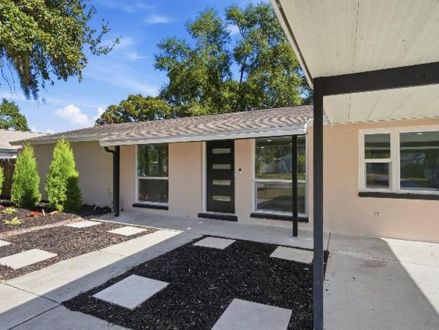 3 Br, 2 bath, Single Family 613 N Highview Circle