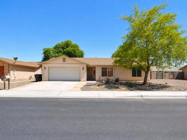 3 Br, 2 bath, Single Family 6146 E 41st Pl