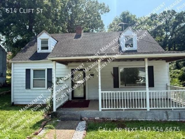 3 Br, 2 bath, Single Family 614 Clift St