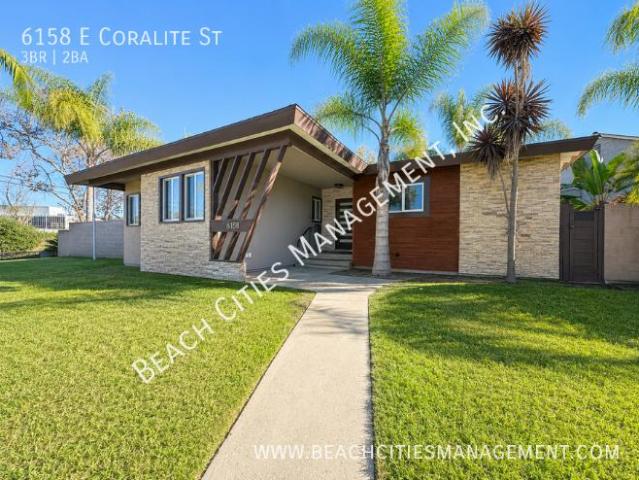 3 Br, 2 bath, Single Family 6158 E Coralite St