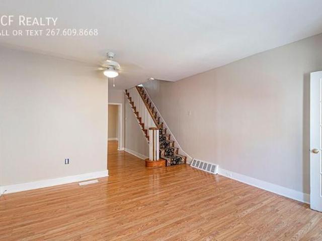 3 Br, 2 bath, Single Family 615 S Lecount St