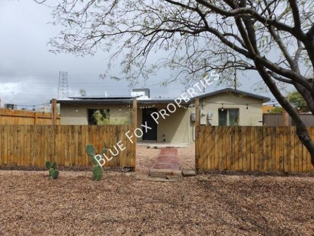 3 Br, 2 bath, Single Family 619 S Highland Avenue