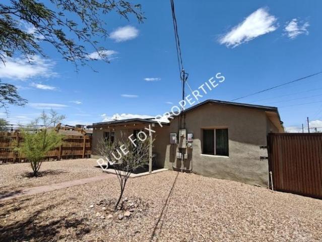 3 Br, 2 bath, Single Family 619 S Highland Avenue