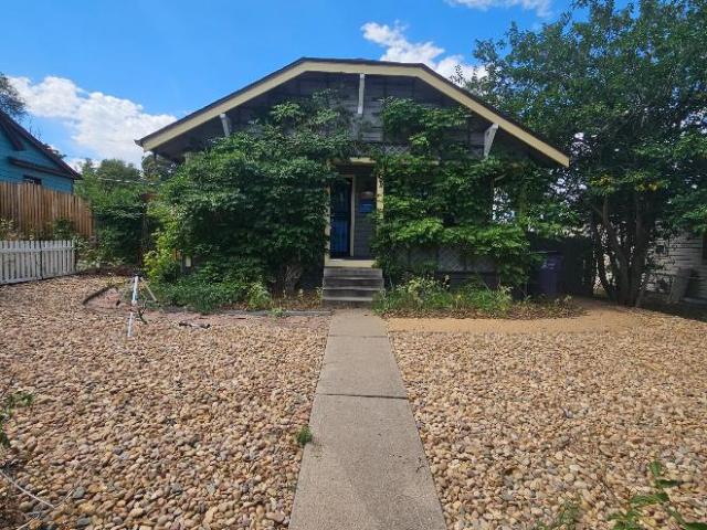 3 Br, 2 bath, Single Family 61 Newton St