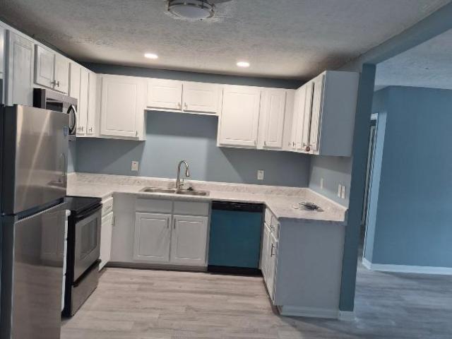 3 Br, 2 bath, Single Family 6241 Church St