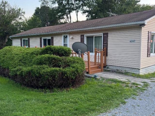 3 Br, 2 bath, Single Family 6247 Love Warner Rd