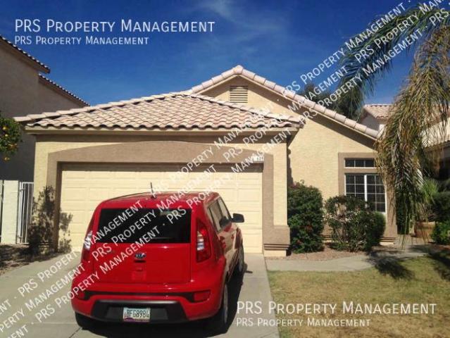 3 Br, 2 bath, Single Family 629 S Oak St