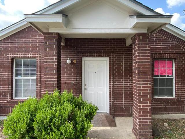 3 Br, 2 bath, Single Family 6339 Aspen Farm