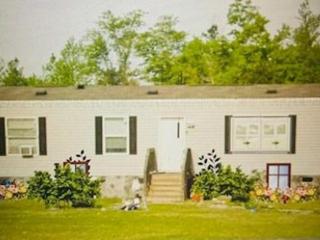 3 Br, 2 bath, Single Family 6363 Hall Road