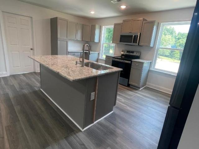 3 Br, 2 bath, Single Family 6390 Frank Watts Rd
