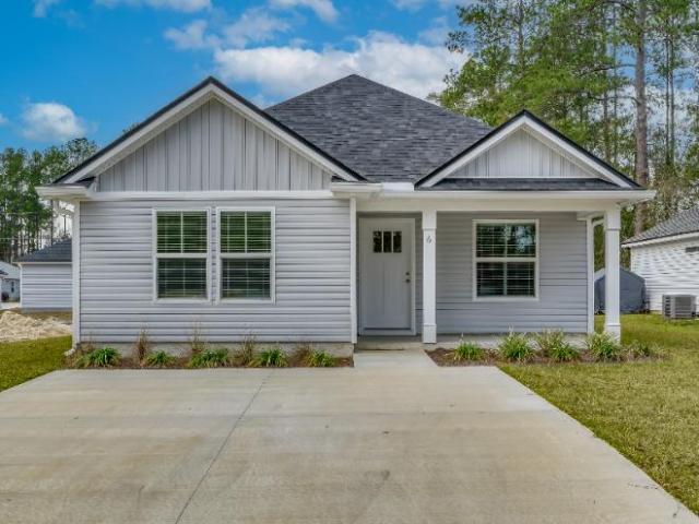 3 Br, 2 bath, Single Family 6 Lance Ln