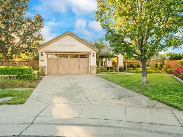 3 Br, 2 bath, Single Family 7405 Rothschild Ct
