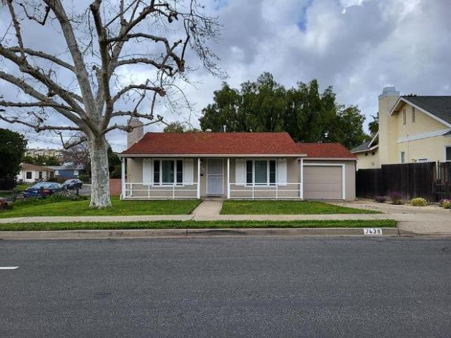 3 Br, 2 bath, Single Family 7438 Ohio Pl