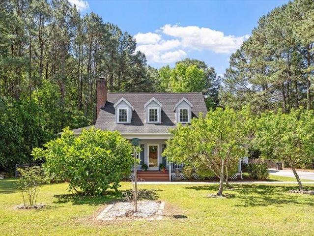 3 Br, 2 bath, Single Family 7505 Penny Road