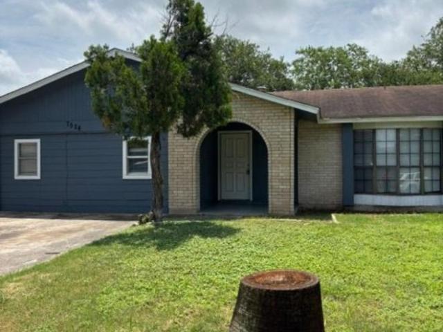 3 Br, 2 bath, Single Family 7514 Rustic Trail