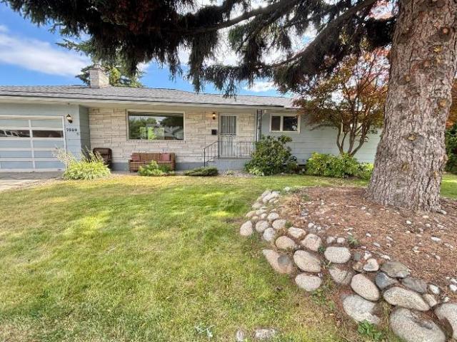 3 Br, 2 bath, Single Family 7520 E Mission Ave