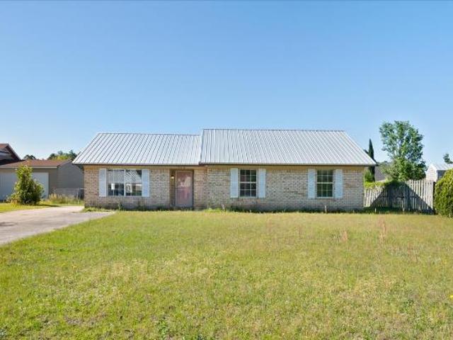 3 Br, 2 bath, Single Family 756 Melissa Drive