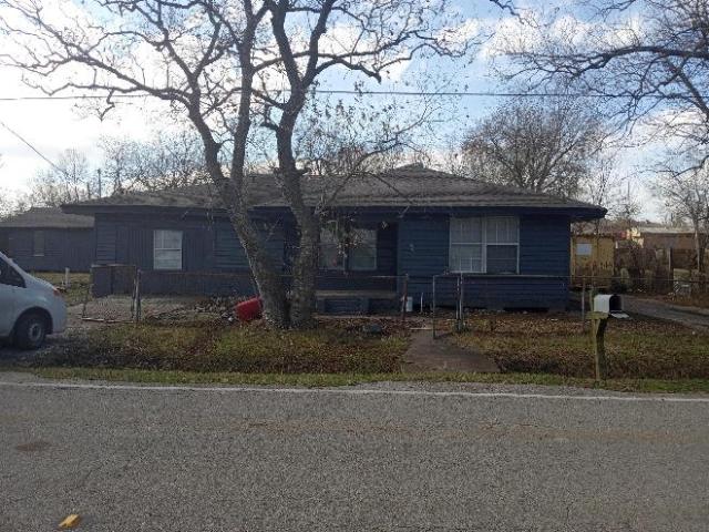 3 Br, 2 bath, Single Family 7607 Verdinell Street
