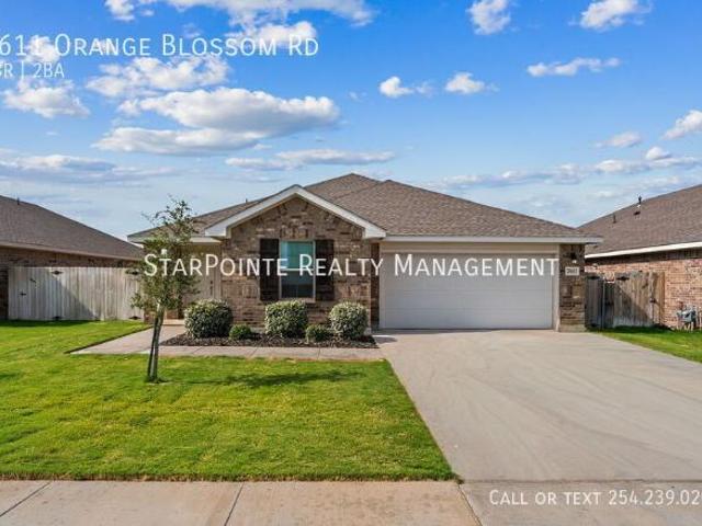 3 Br, 2 bath, Single Family 7611 Orange Blossom Rd