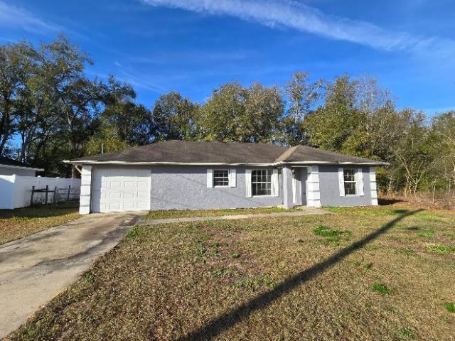 3 Br, 2 bath, Single Family 76 Willow Rd