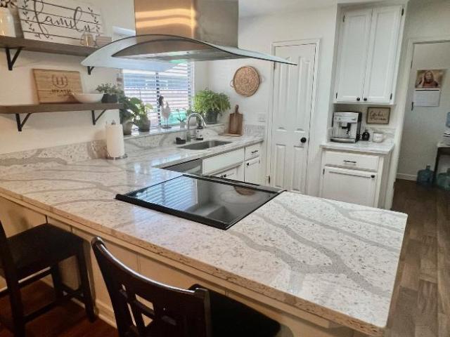 3 Br, 2 bath, Single Family 773 Skylark Dr