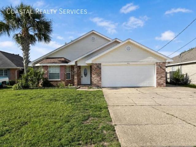 3 Br, 2 bath, Single Family 771 Pearl Sand Dr