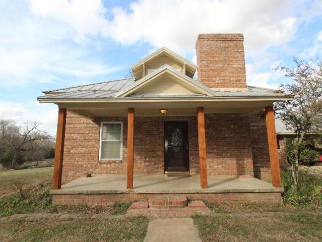 3 Br, 2 bath, Single Family 7731 Farm To Market 857