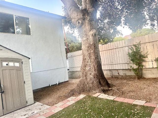 3 Br, 2 bath, Single Family 7802 Apperson St