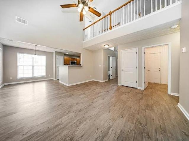 3 Br, 2 bath, Single Family 782 Mesa Rd