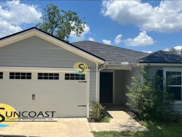 3 Br, 2 bath, Single Family 7841 Mariner St