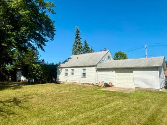 3 Br, 2 bath, Single Family 700 Trebisky Rd