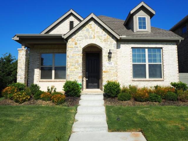 3 Br, 2 bath, Single Family 701 Matchbox St