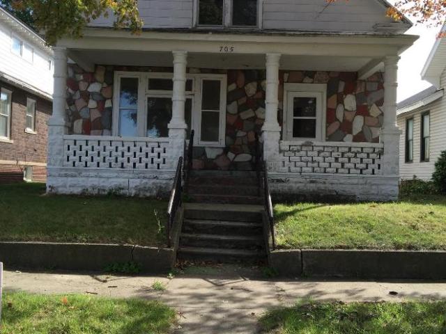 3 Br, 2 bath, Single Family 705 Madison St