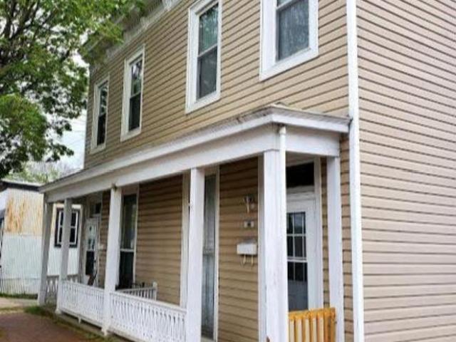 3 Br, 2 bath, Single Family 709 Idlewood Ave