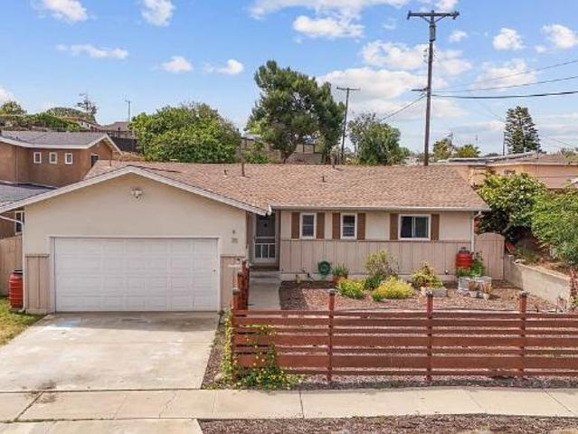 3 Br, 2 bath, Single Family 70 Leanna St