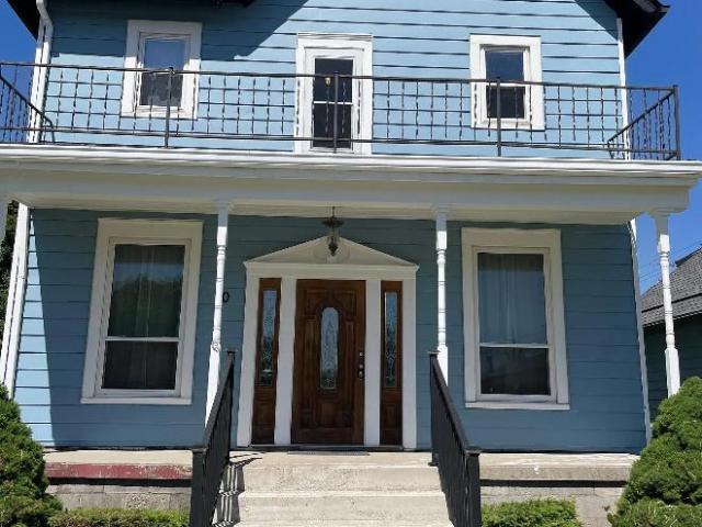 3 Br, 2 bath, Single Family 70 Washington Ave
