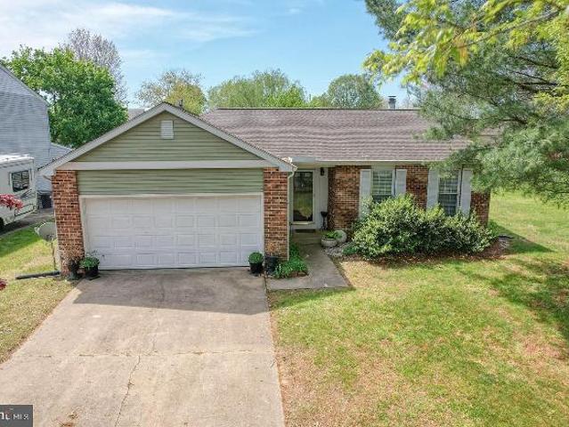 3 Br, 2 bath, Single Family 713 Rimby Ave