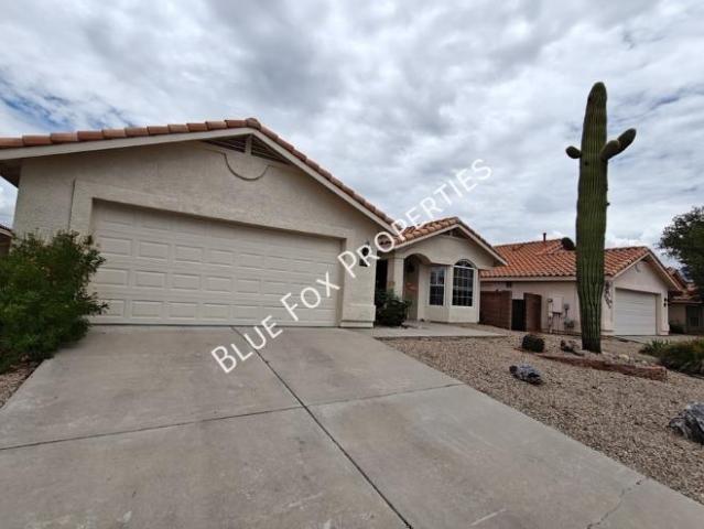 3 Br, 2 bath, Single Family 710 W Calle Alta Loma