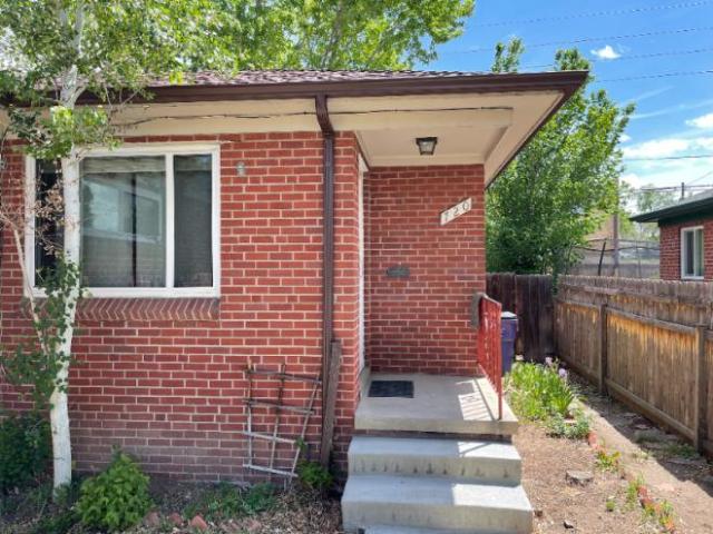 3 Br, 2 bath, Single Family 720 Poplar St