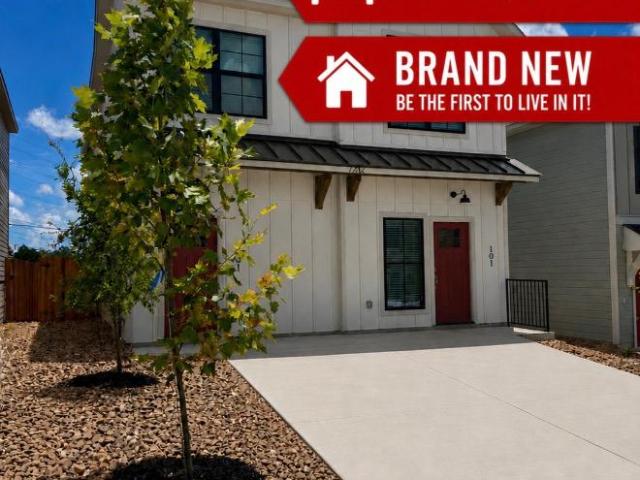 3 Br, 2 bath, Single Family 7212 Magnolia Creek