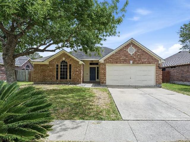3 Br, 2 bath, Single Family 7218 Gingerberry Dr
